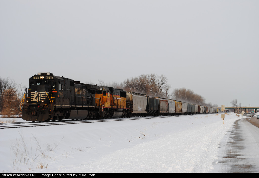 NS 8845 has just passed Lenox Tower and heads south